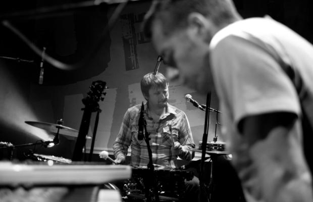 PREMIERE: Slow Runner "When We're Clouds" | Performer Mag