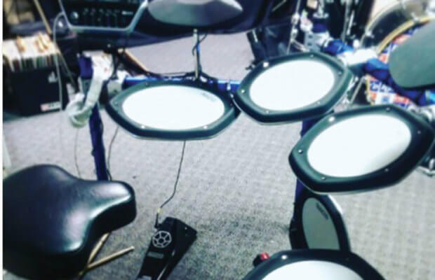 Two Real-World Reviews of the Simmons SD2000 Electronic Drum Kit | Performer Mag