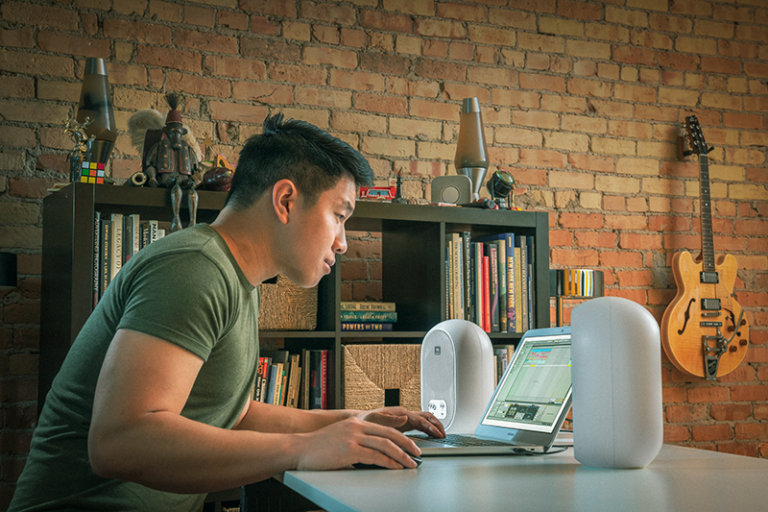 11 Pro Tips for Livestreaming Your Show from Home | Performer Mag