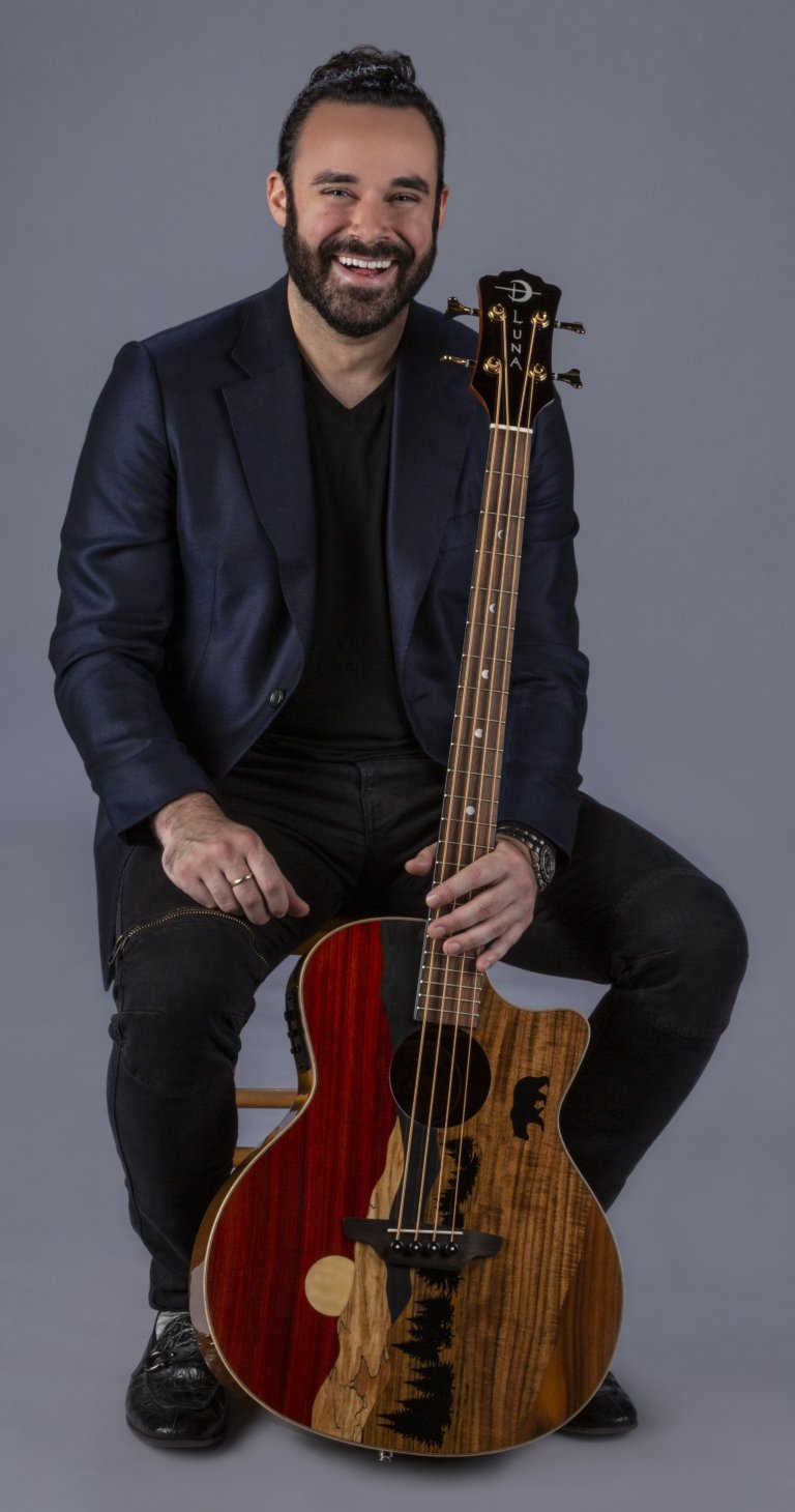 MEET YOUR MAKER: Evan Rubinson of Luna Guitars | Performer Mag